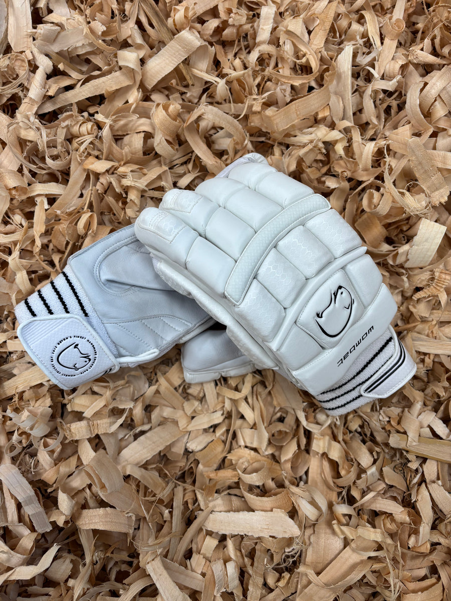 Players Pro Batting Gloves – Wombat Cricket